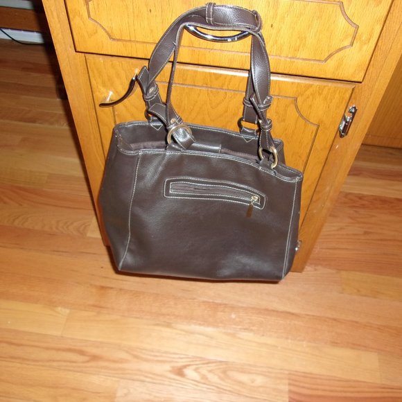 croft & barrow | Bags | Croft And Barrow Leather Purse | Poshmark